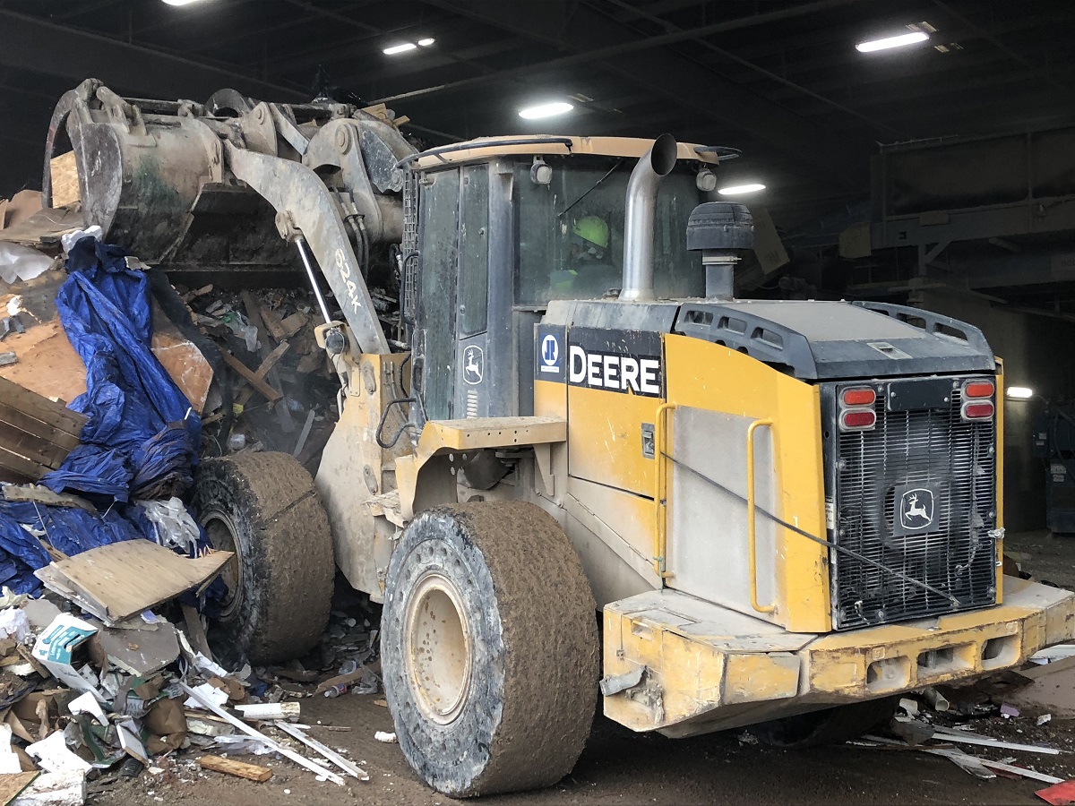 Maintaining Solid Tires in Waste Management Applications